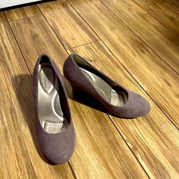 dexflex comfort | Shoes | Dexflex Beautiful Womens Wedge Heels | Poshmark
